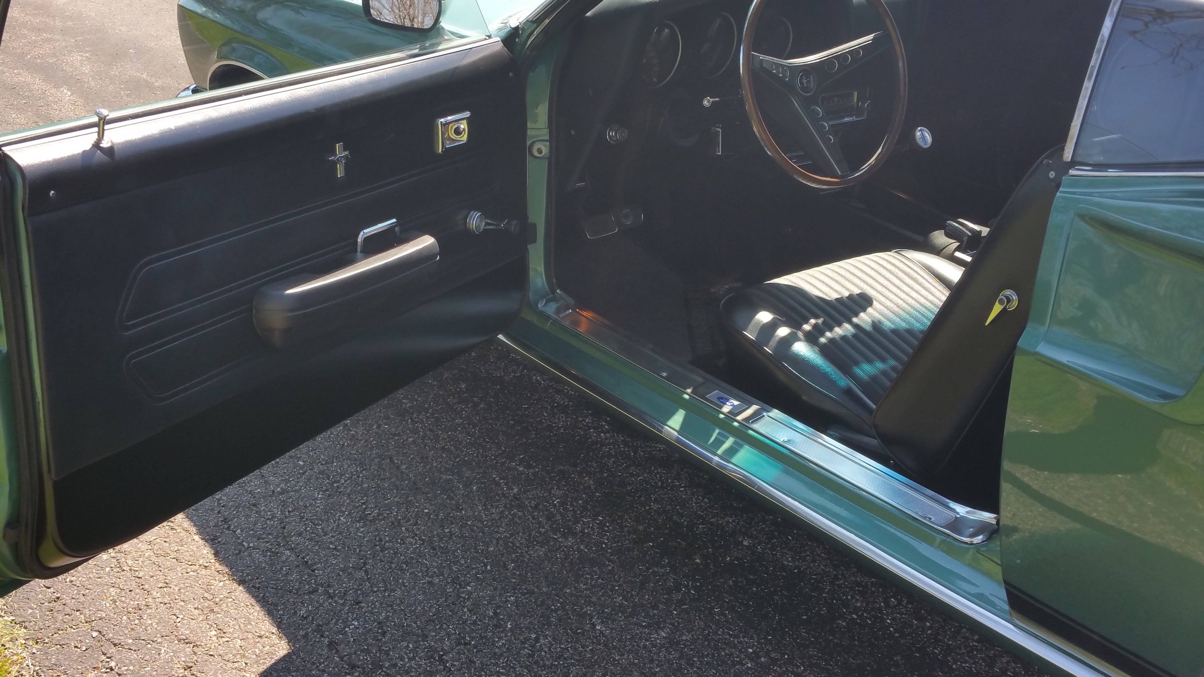 1969 Ford Mustang GT R-code SOLD - BenzaMotors